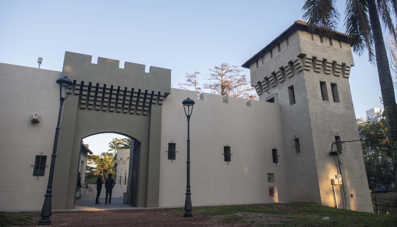 El Parque Rodó con su tradicional castillo - Grupo R Multimedio